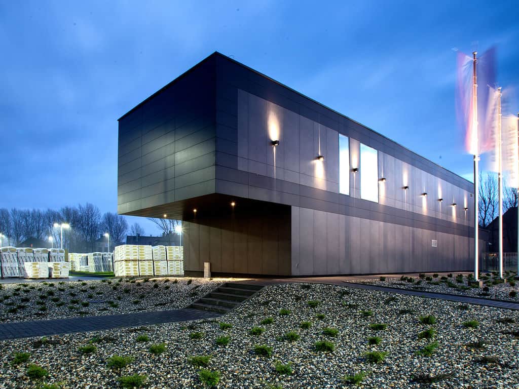 Idea for Façade with Outdoor Lighting – LIGMAN